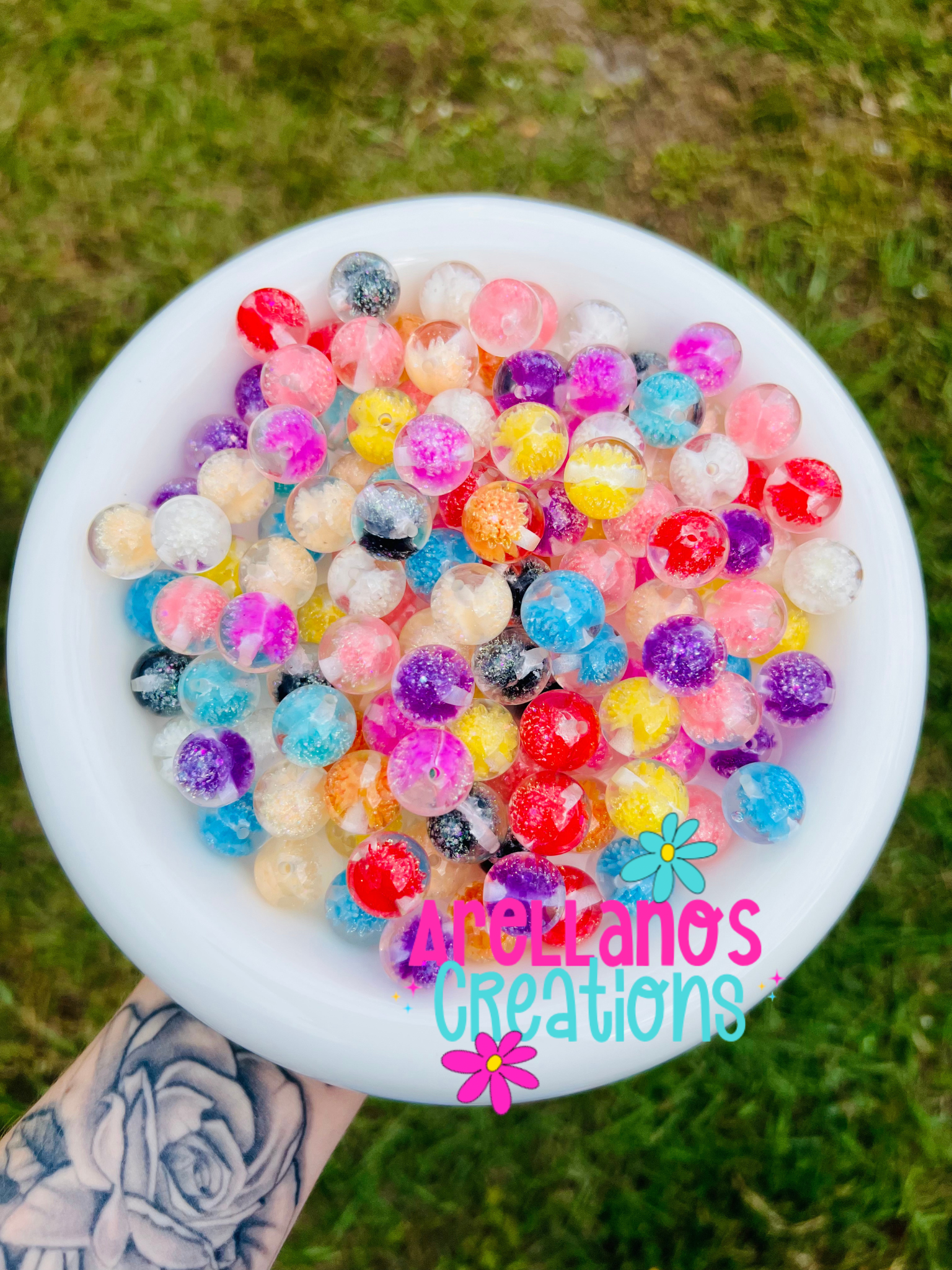 16mm bursting flower acrylic bead mix (pack of 10) – Arellanos Creations