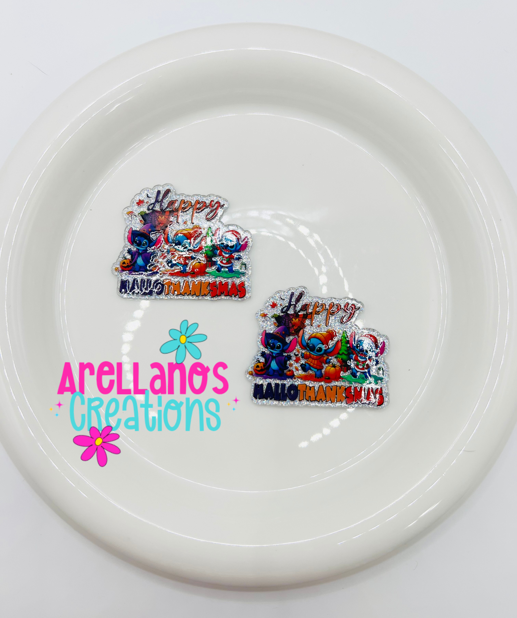 AF-34 hallothanksmas blue alien - acrylic flatback – Arellanos Creations