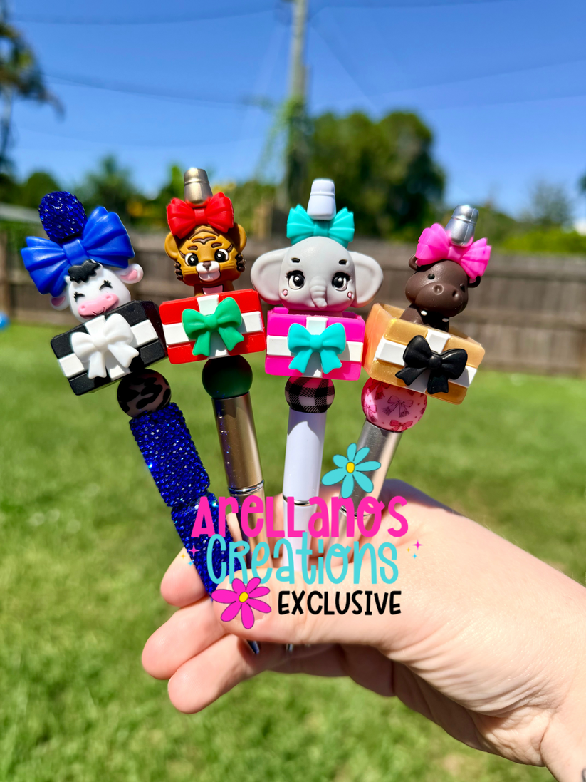 3D hallow Christmas present box focal EXCLUSIVE – Arellanos Creations