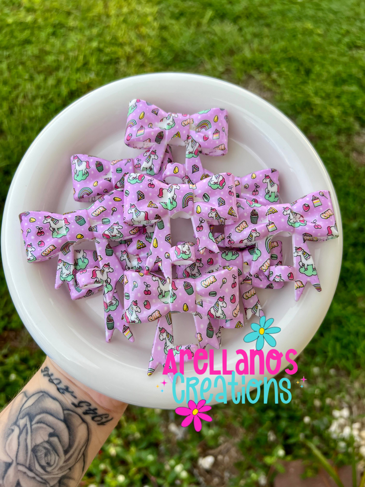 #67 unicorn palooza shiny large bow straw topper – Arellanos Creations